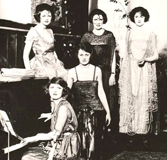 F. Scott Fitzgerald Timeline & Biography